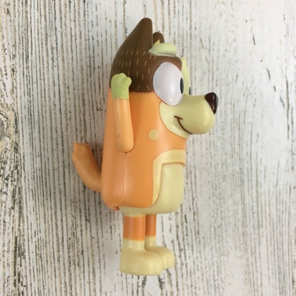 Bluey | Toys | Bluey And Friends Family Chilli Mom Posable Figure ...